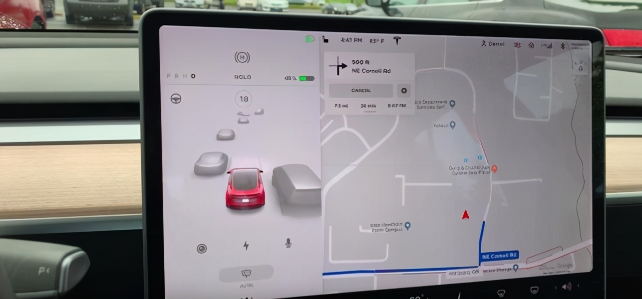 Is there any problem with Tesla's car operating system? - iNEWS