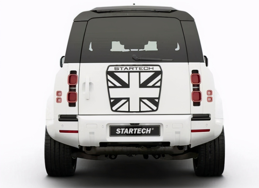 Two-tone body, with a new exterior package, Land Rover's new Defender ...