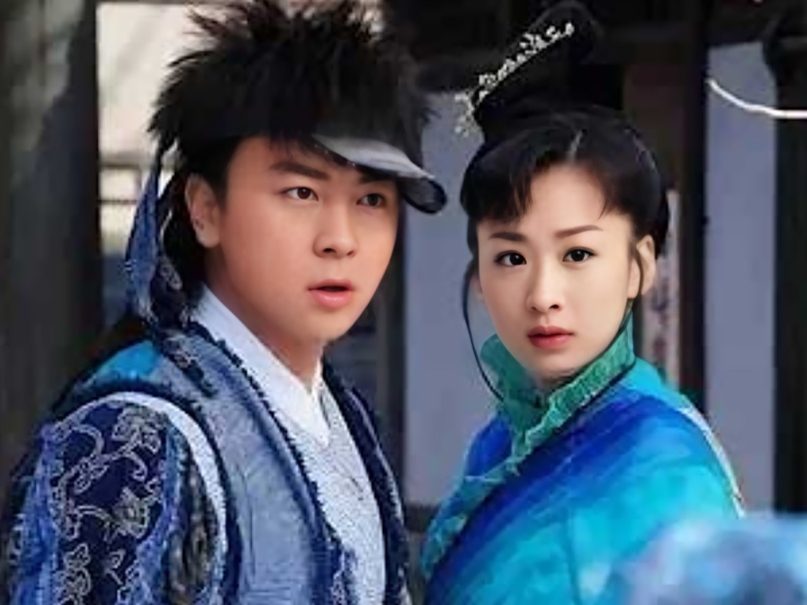The assistant drowned and turned to recognize his mother. Shi Xiaolong ...