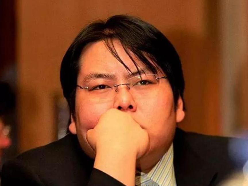 Offer a reward of ten million to catch Li Zhaohui, the former richest ...