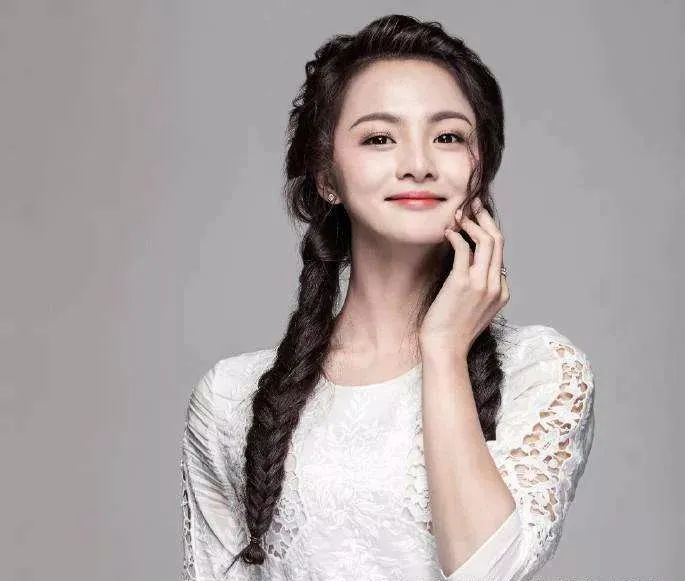 30-year-old "Little Yang Mi" Luo Wenbo became famous overnight with the ...