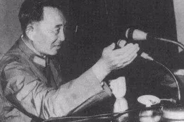 The founding general Luo Ruiqing, who treated a disease abroad, died ...