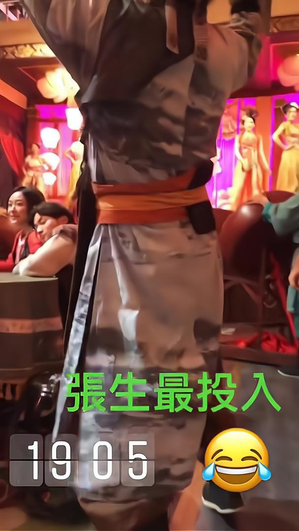 Intimacy outside the theater!Hong Kong media revealed that TVB's top niche, Zhou Jialuo, cheated ...