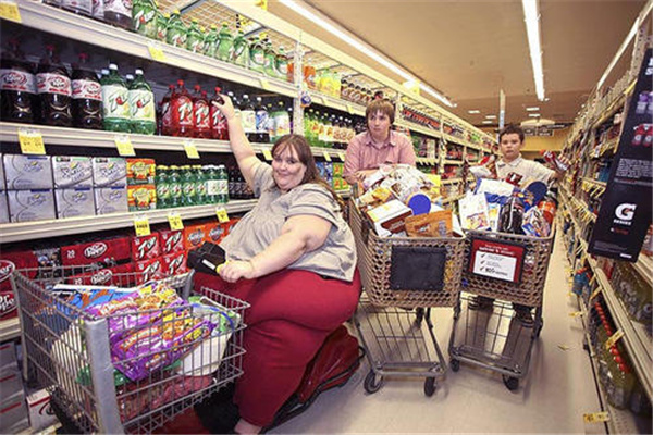 The fattest person in the world 1.8 tons: Susannah Eman (regularly and ...