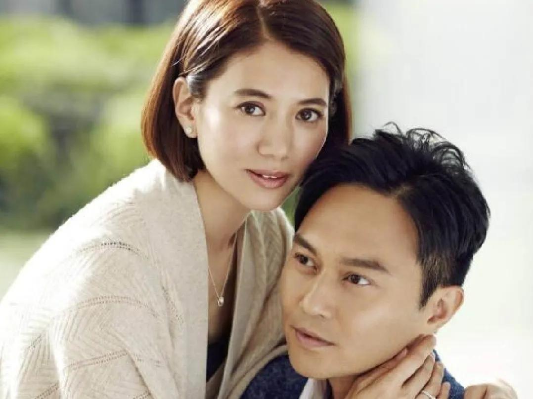 Chen Xiaochun and Zhang Zhilin worked hard to make money while performing outside, but Cherrie ...