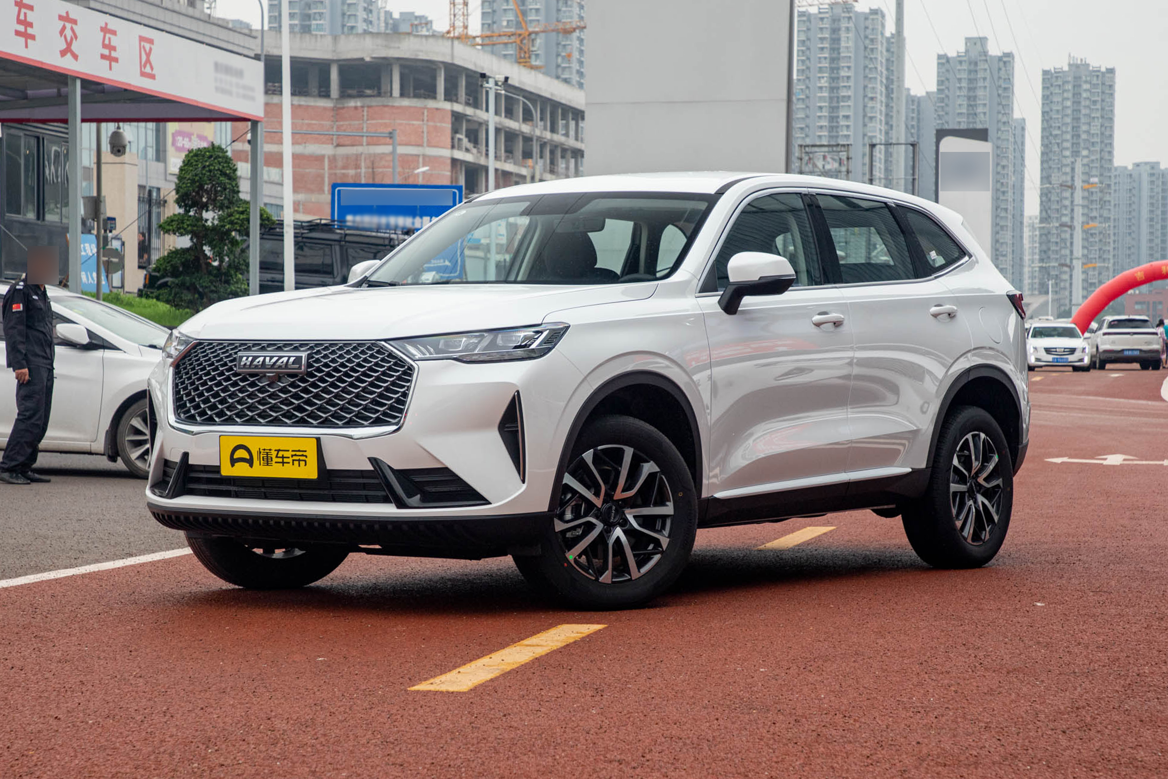 Compare the power of Han Teng X7 and Haval H6 - iNEWS