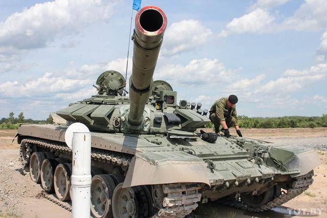 Aspiration for thousands of miles: Angola T-72 tank - iNEWS