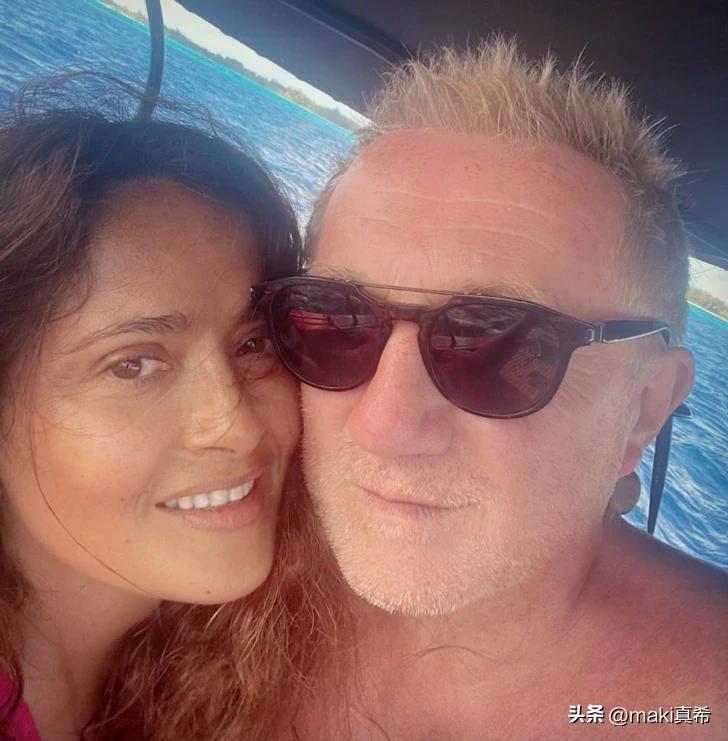 Say no to age! 56-year-old actress Salma Hayek shows perfect curves ...