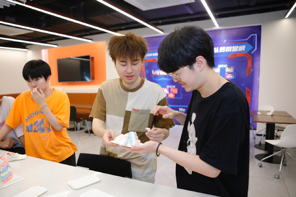 Gemini Lucky Cup debut announced on the first day, AG new middle and auxiliary combination debut ...