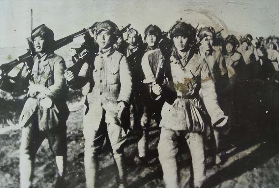 40,000 officers and soldiers of the "Korean Division" in Dongye ...