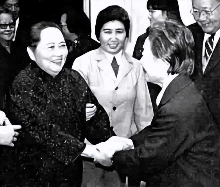 When Soong Ching Ling met Jiang Qing for the first time, she gave a 7 ...