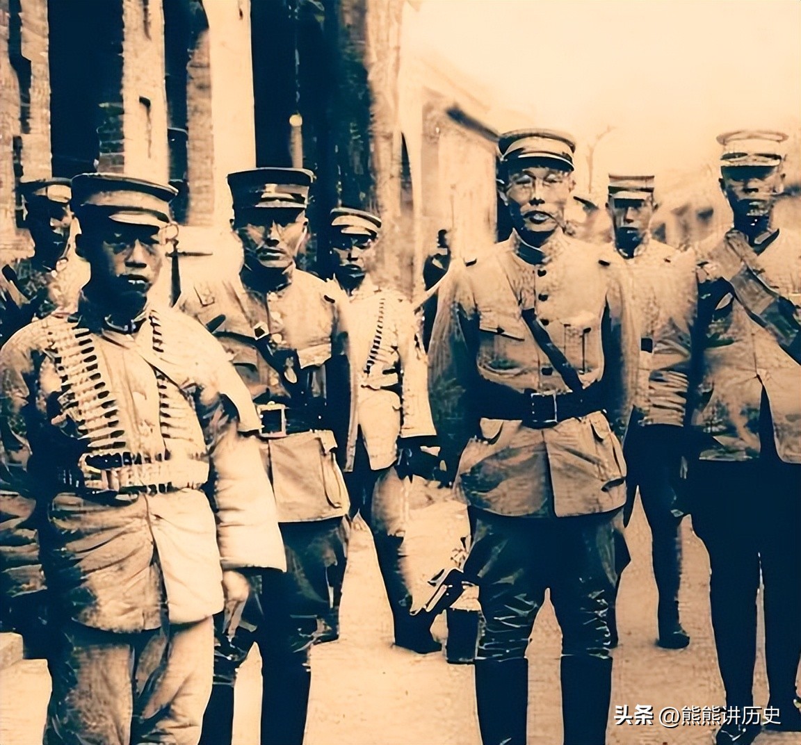 Who are the God of Wealth of the two warlord groups of the Wan and Feng ...