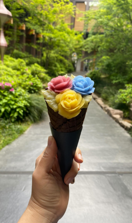 Send you a bouquet of edible rose ice cream, may the coolness and ...