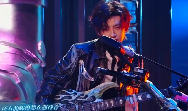 The flashy band, the Metal Rabbit reversed and won the championship ...