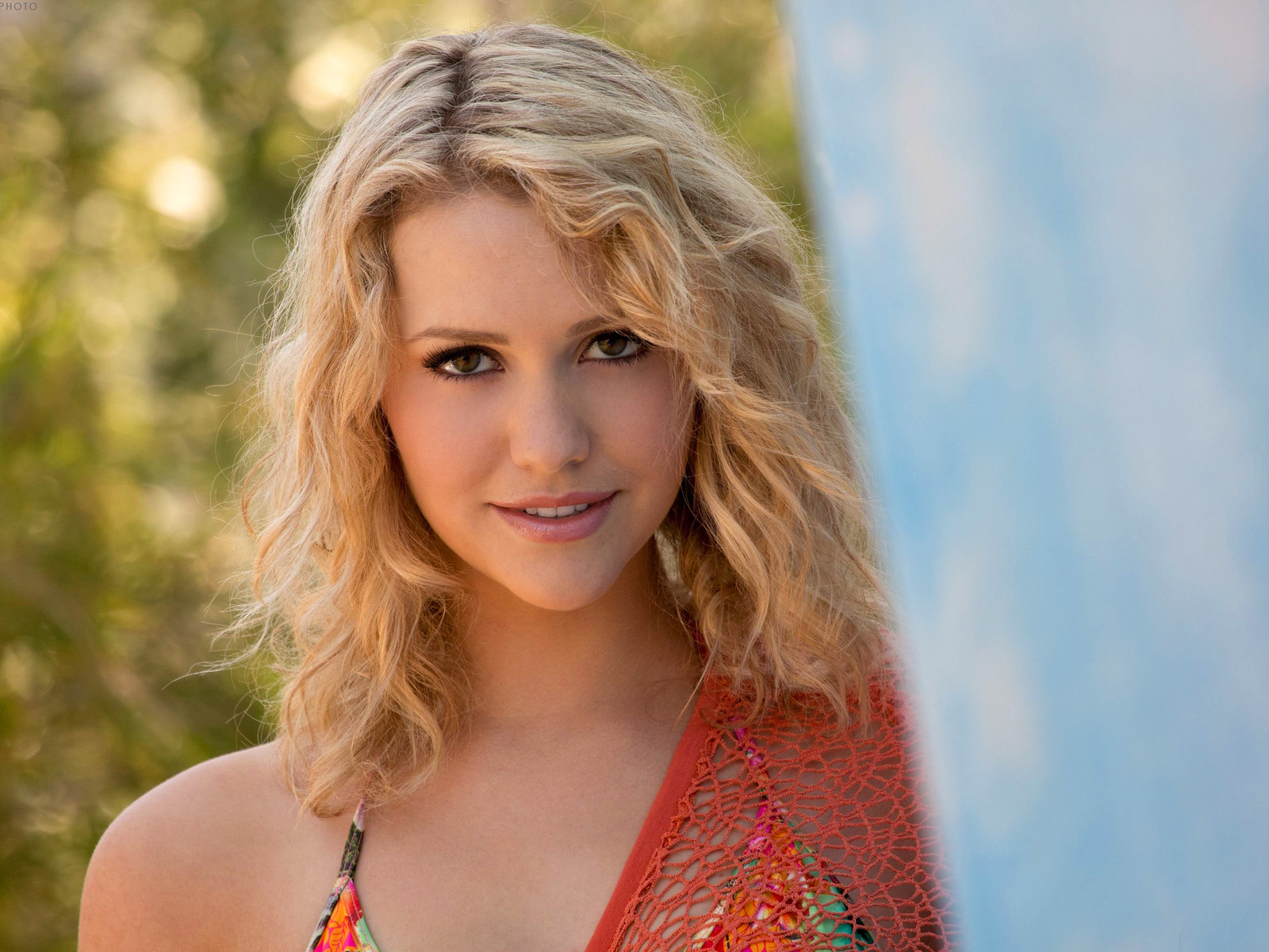 The Dark Goddess, Mia Malkova was pulled into the Dark World by her ...