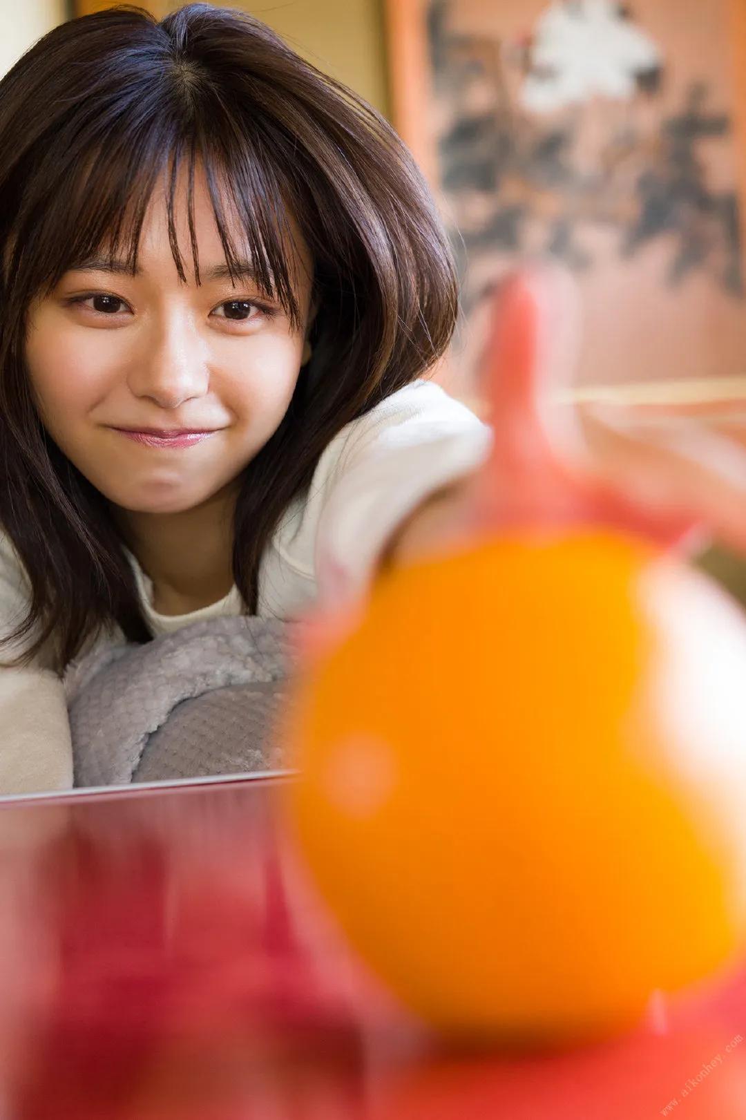 Yui Asakura's photo, an elf - iNEWS