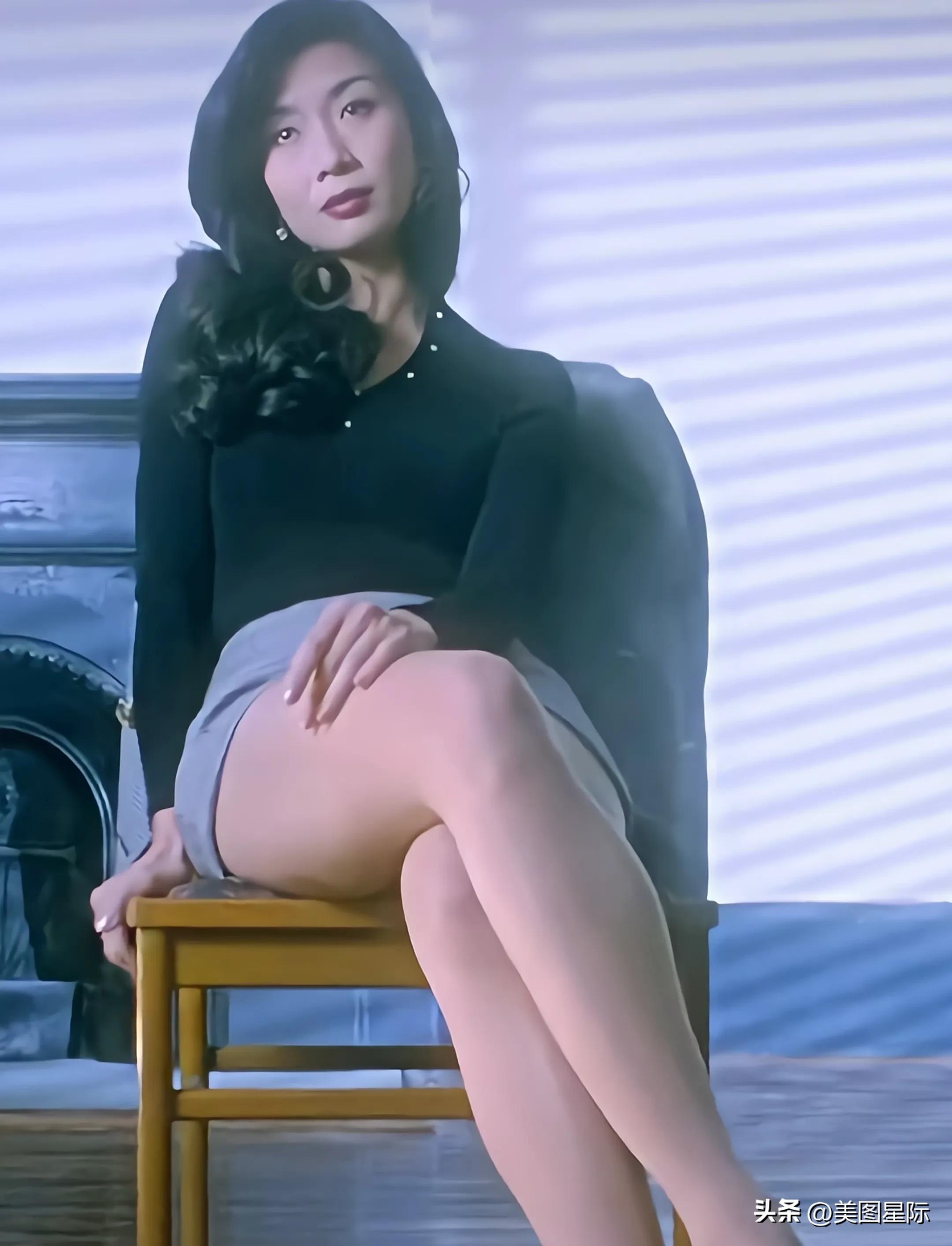 The protagonist of this issue—Wu Jiali, the 32nd issue of the celebrity stunning beauty series ...