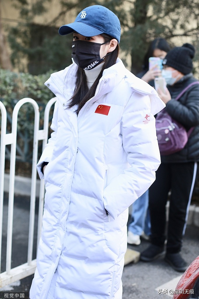 2022 CCTV Spring Festival Gala Third Party Pai Ying Er appeared in a ...