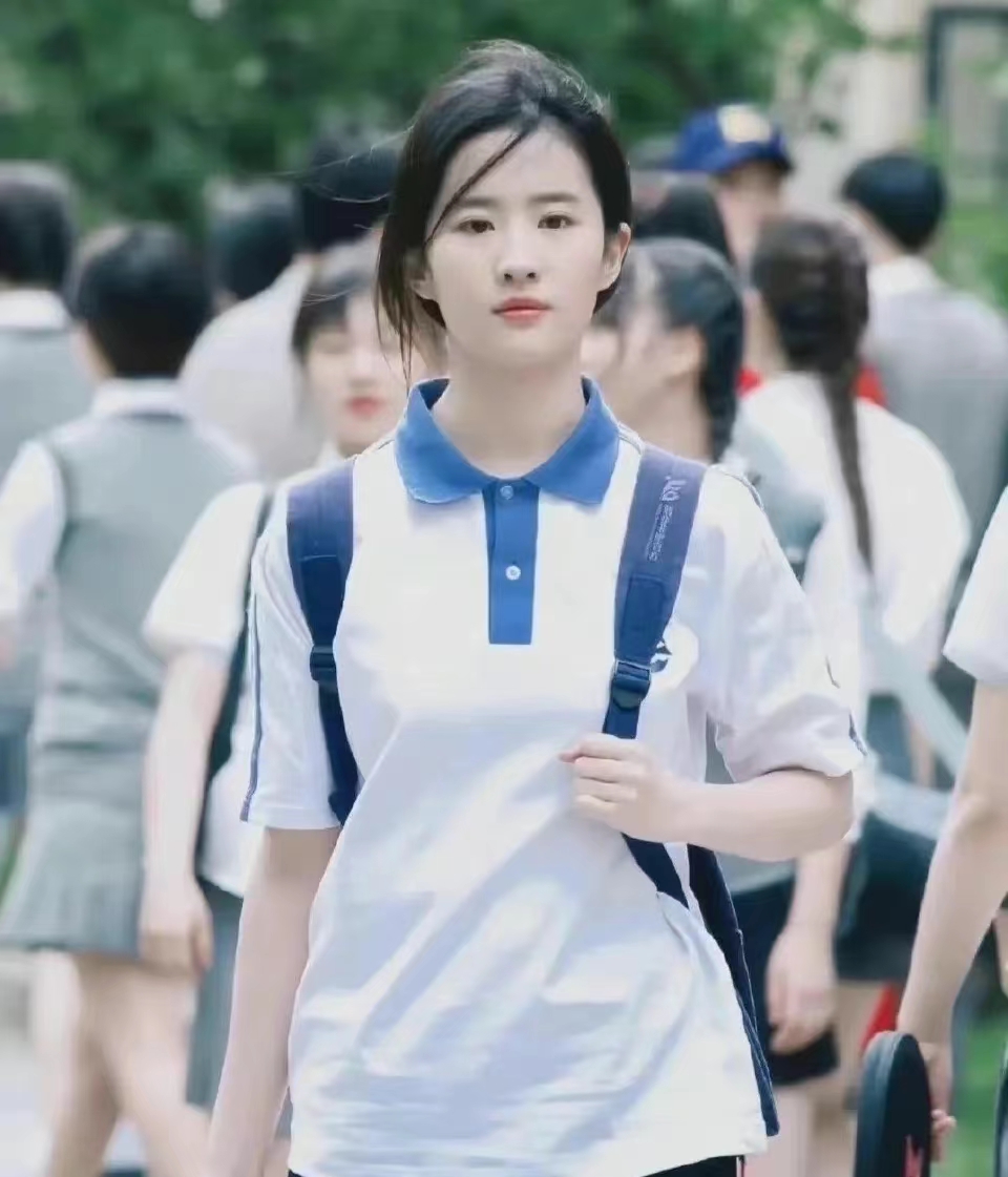 School uniforms, JK, sailor uniforms... The charm of uniforms is on ...