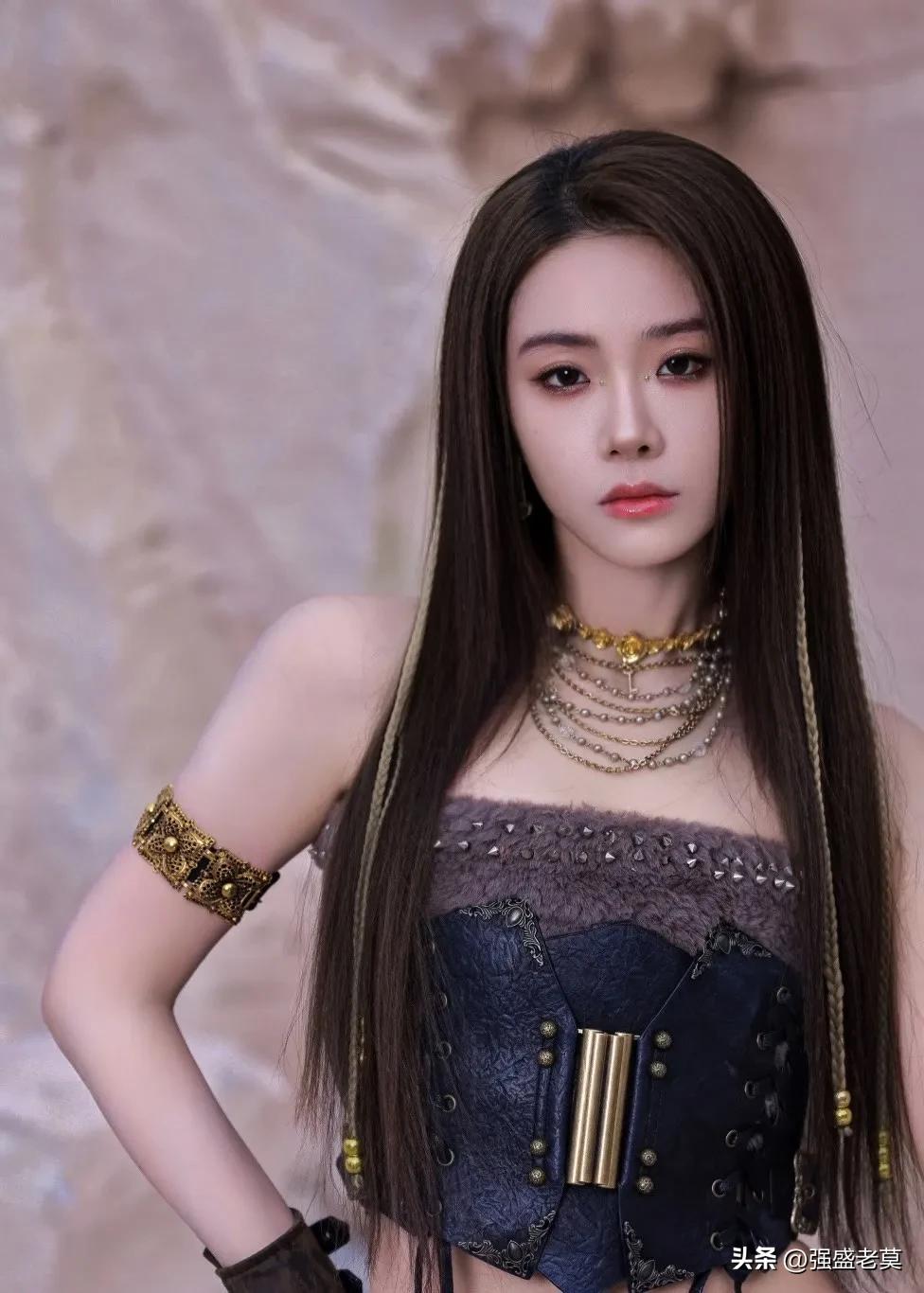 Yu Yan stunning photo - iNEWS