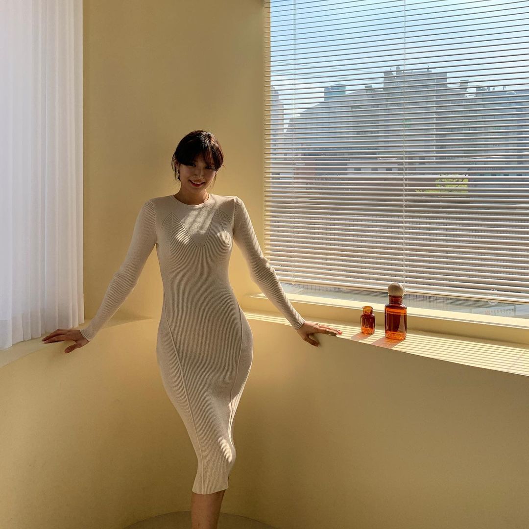 Korean temperament net red leeheeeun - iNEWS