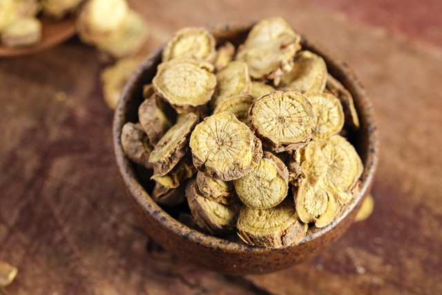 Encyclopedia of traditional Chinese medicine efficacy: heat-clearing ...