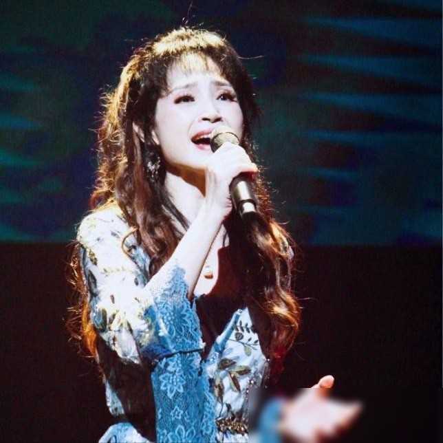 56-year-old Fang Jiwei is still single! Revealing how she enjoys ...