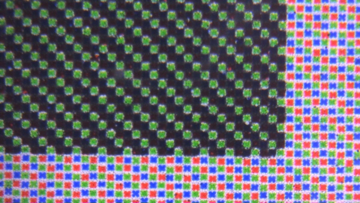 Color electronic paper under a microscope - iMedia