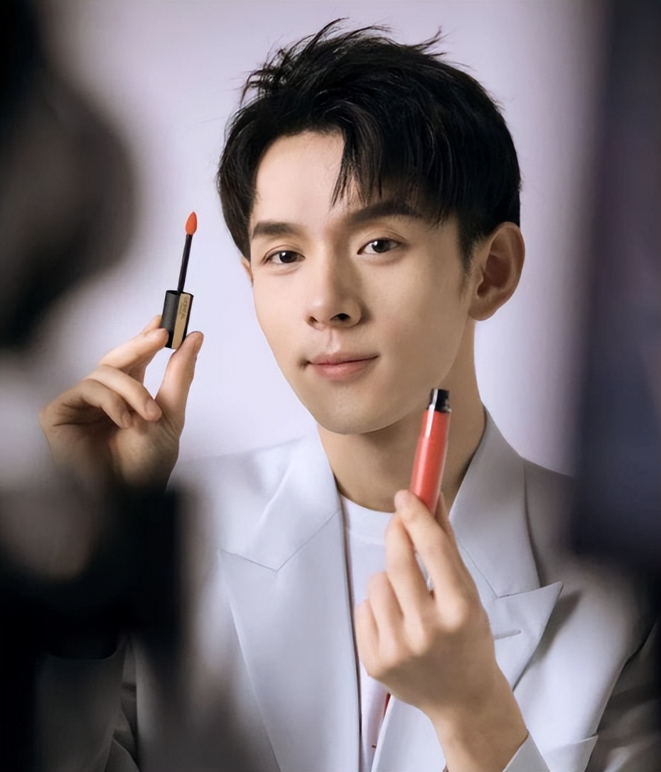 Li Jiaqi's goods were criticized by netizens for being expensive, and ...