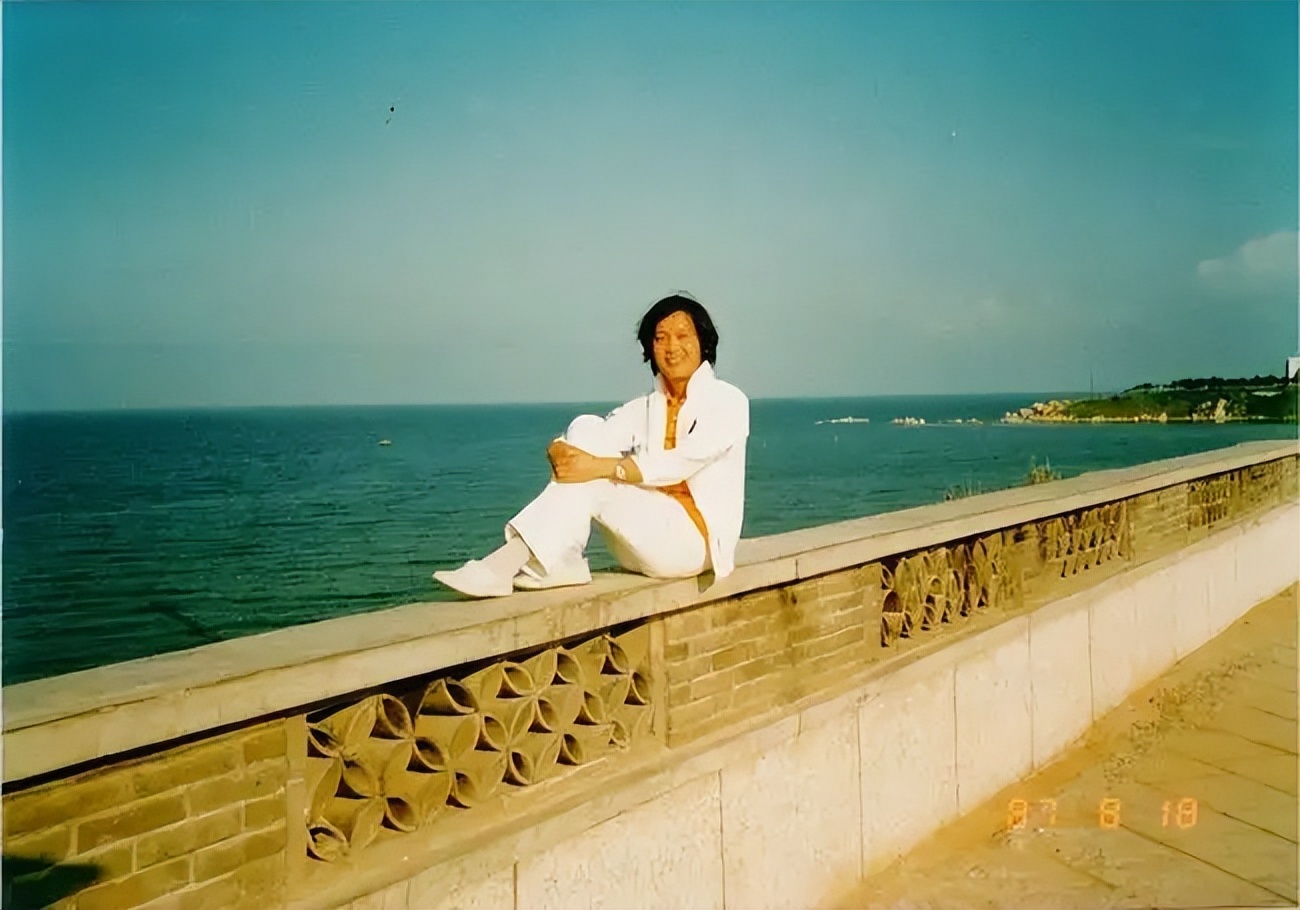 Luo Yihe: First Encounter with Tang Poems - iNEWS