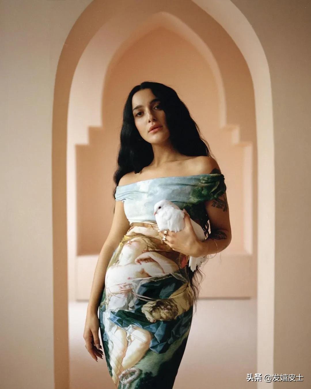 Italian singer Levante - iNEWS