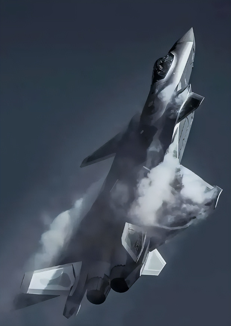 China's J-20 has become the world's strongest stealth aircraft and is ...
