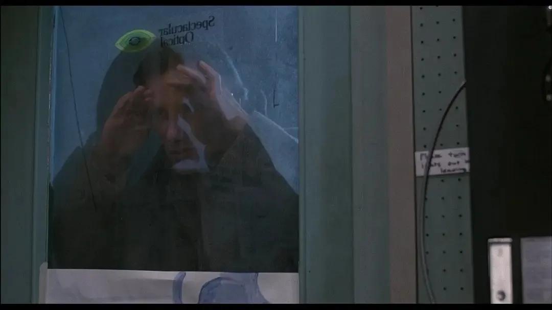 De-spectacled Cronenberg-style film narrative - iNEWS