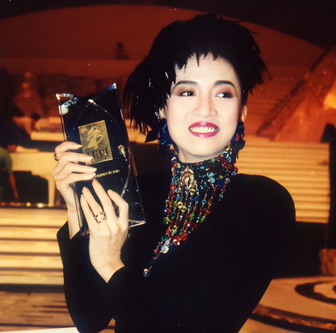 Anita Mui actively fought against cancer during her lifetime, why did ...