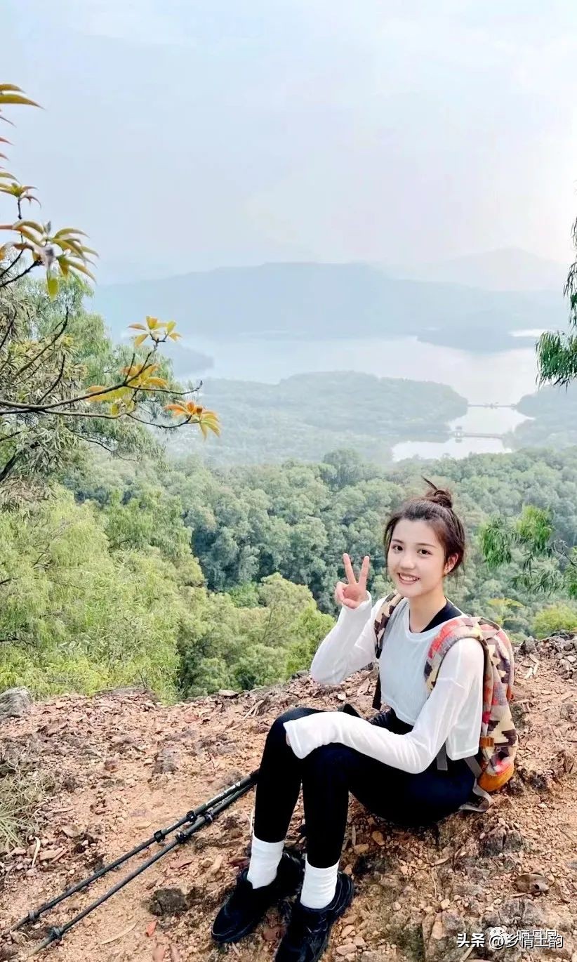 Danfeng Sunshine: If you also like to go to the mountains, then we are ...