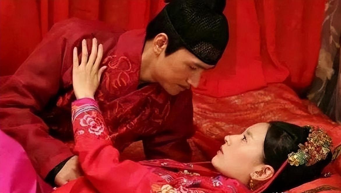 Royal Secrets: The Mysterious Ceremony of Emperor Guangxu's Wedding Night - iMedia