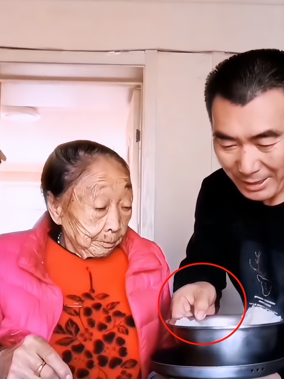 85-year-old Ma Yuqin has a miserable old age!When Li Yucheng served ...