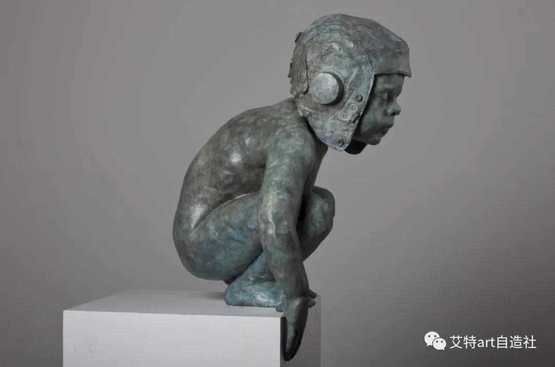 Sculptor George Triggs captures idiosyncrasies in life - iNEWS