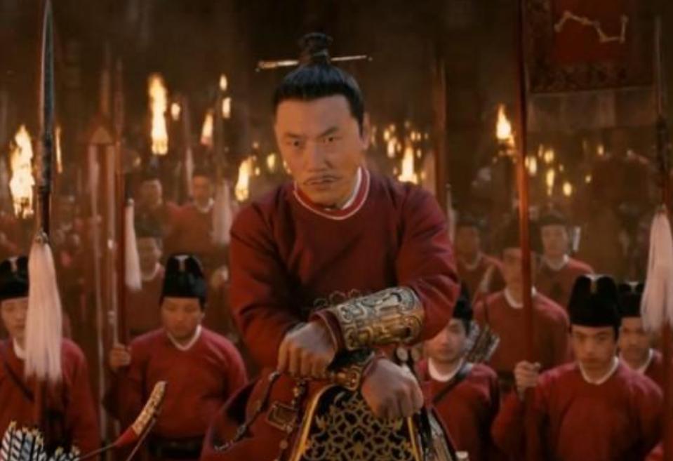 During the Tang Dynasty, what caused the sudden decline in the authority of the court? - iNEWS