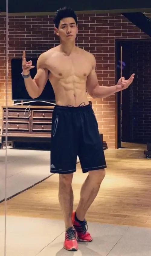 Do you know what abdominal muscles are?Mermaid line?Eight yuan?Not ...