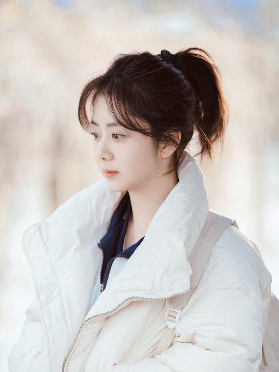 Tan Songyun's "The Way Back" Outfit Collection - iMedia