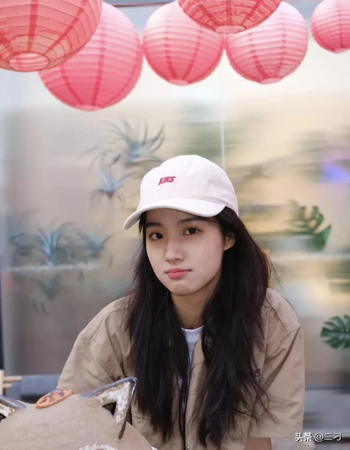 Lu Yuxiao's daily photos are very good - iNEWS