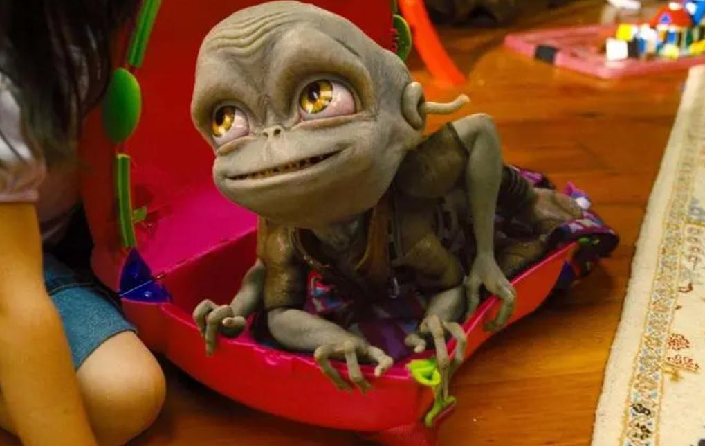 "The Aliens Upstairs" human wisdom defeated alien technology, and ...