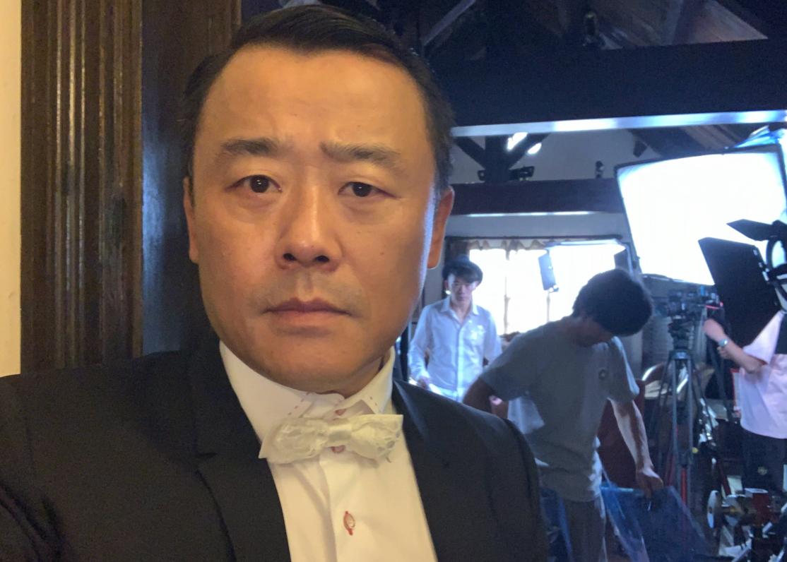 Zhou Libo's recent photos are rarely exposed, his hair is sparse and ...