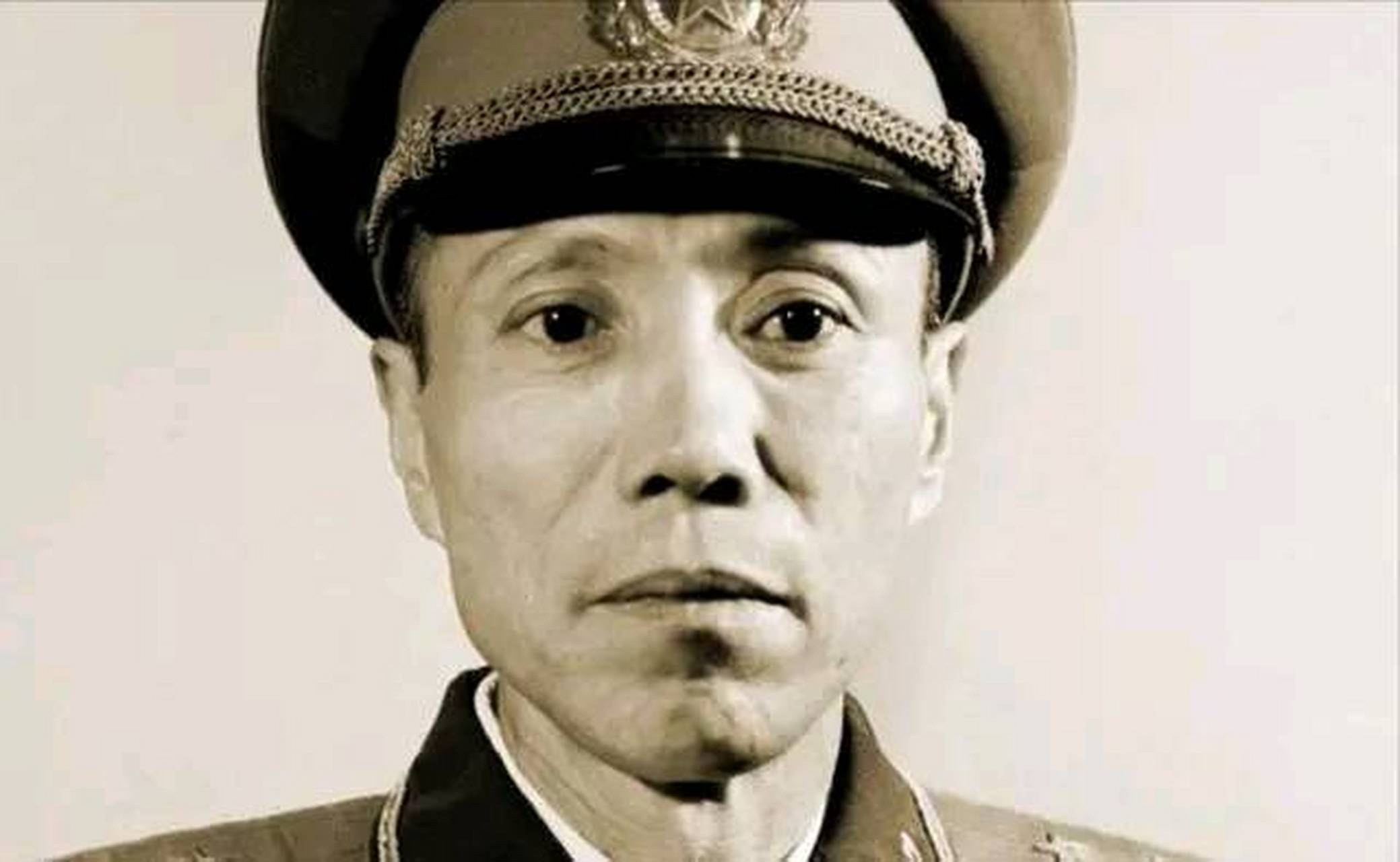 When Luo Ronghuan first arrived in Northeast China in 1945, he was ...