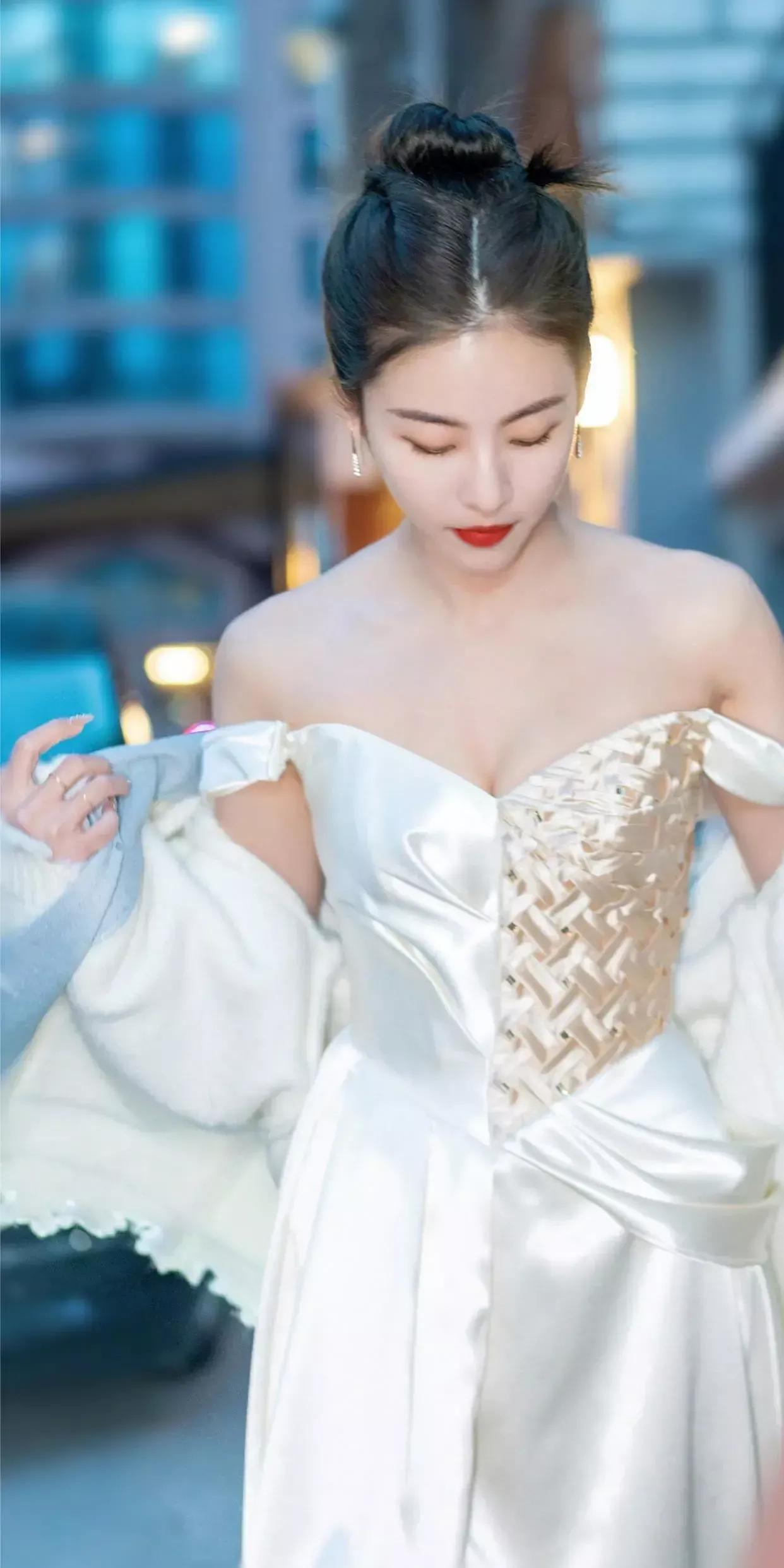 Sun Rui's beautiful photo album - iNEWS