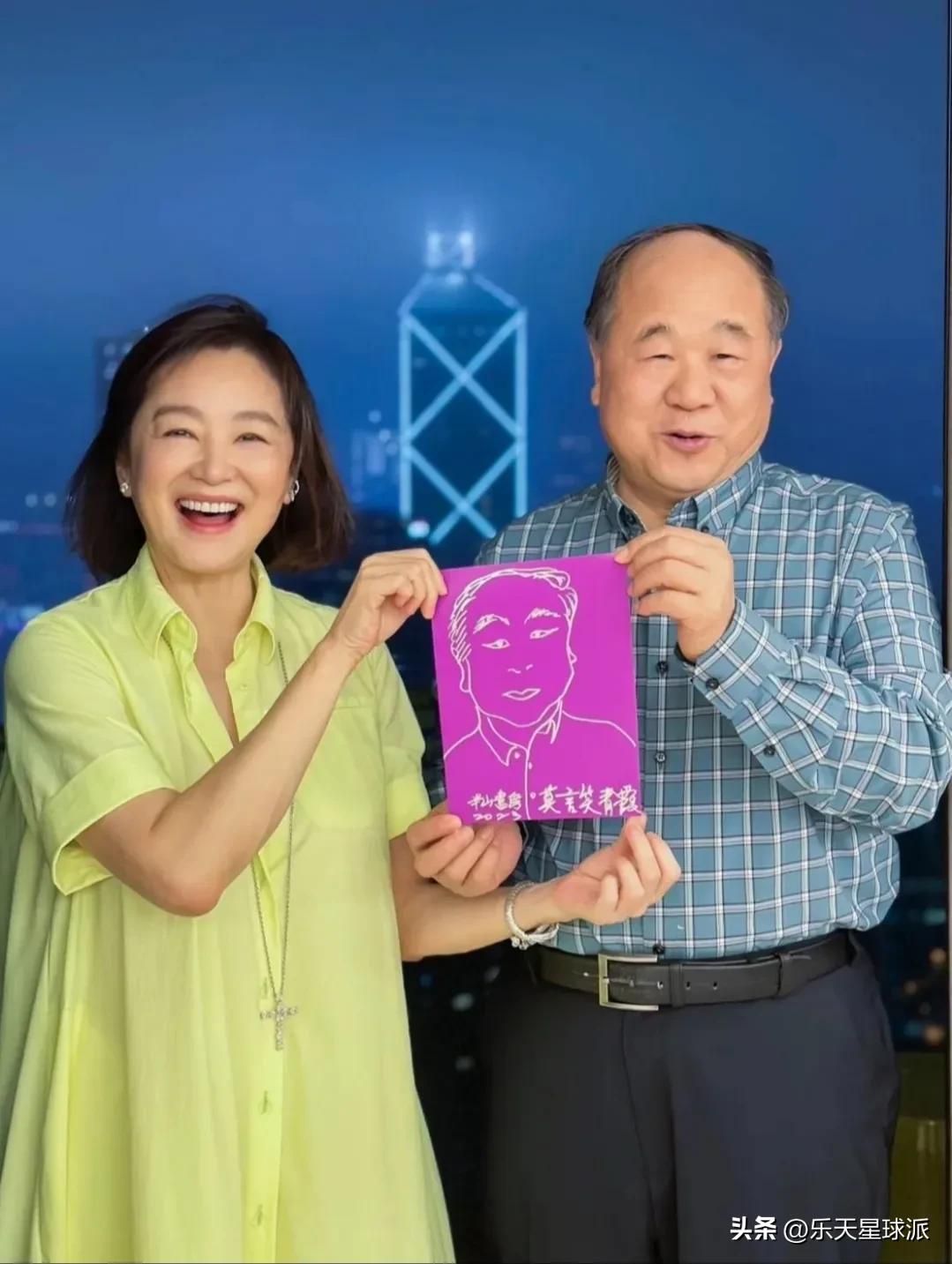 Brigitte Lin invites Mo Yan to taste the beauty of calligraphy and ...