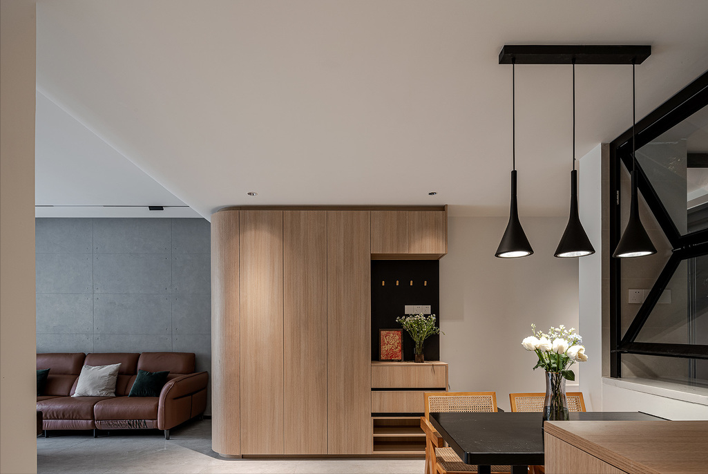 100 square meters is equipped with a 150-square-meter visual sense ...