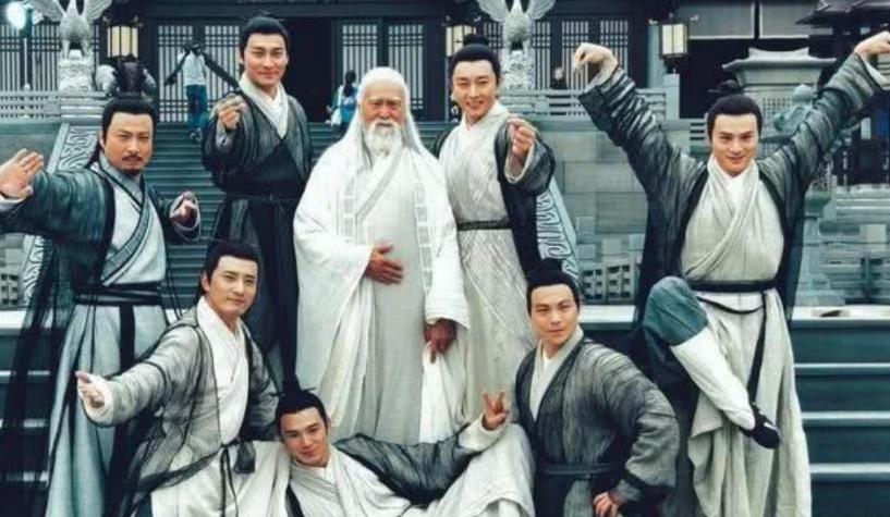 The second old Xuan Ming killed many people in seconds, why did he run ...