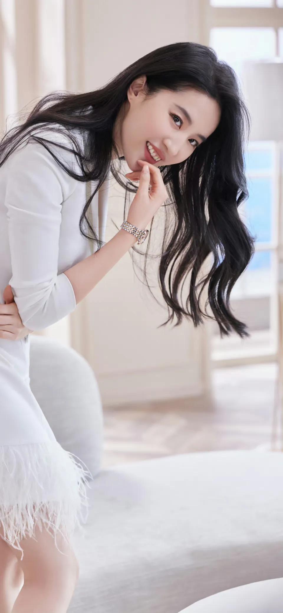 Intellectual Elegance - Liu Yifei - iMedia